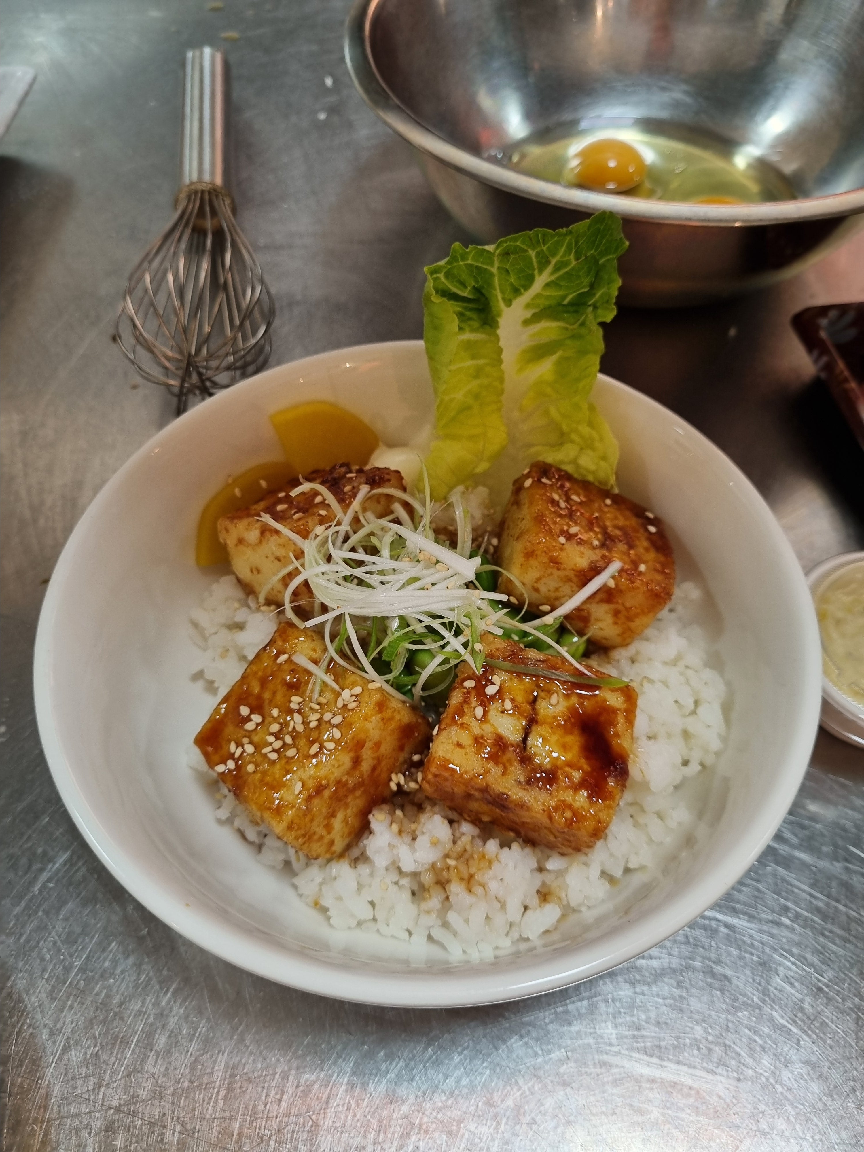 Tofu Teriyaki Don (V) - Lunch special | HIRO MESHI